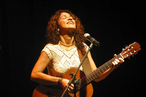 Maria Dapaz concorre ao 25º Prêmio da Música Brasileira – Nill Junior