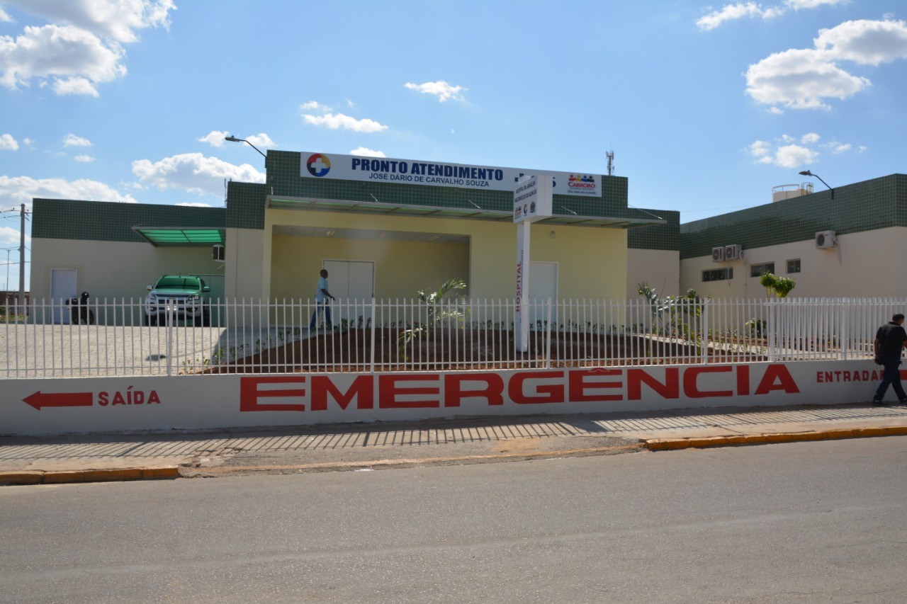 Pronto atendimento de Hospital inaugurado em Cabrobó : Nill Junior